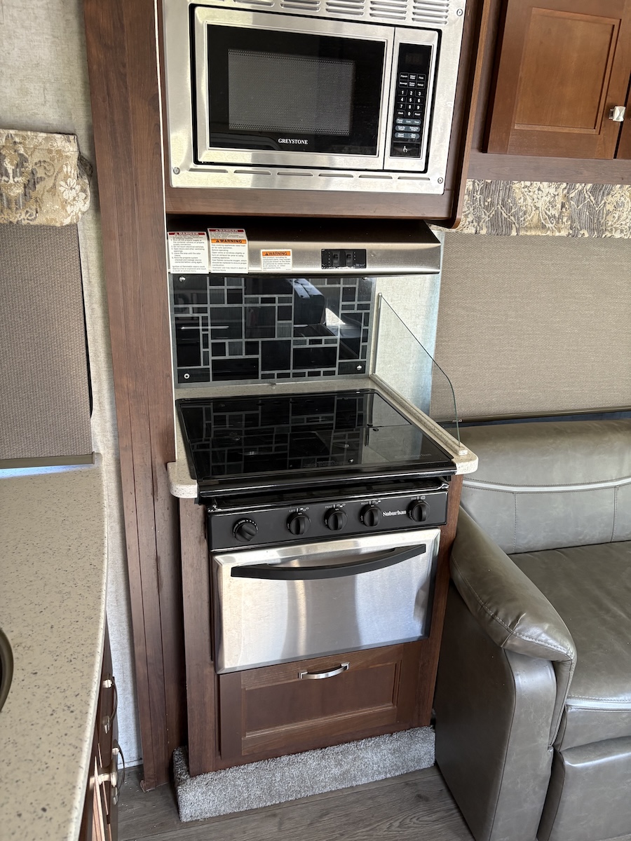 2017 Forest River Forester 3171DS – Dual Slide-Outs, Bunks, & Upgrades ...